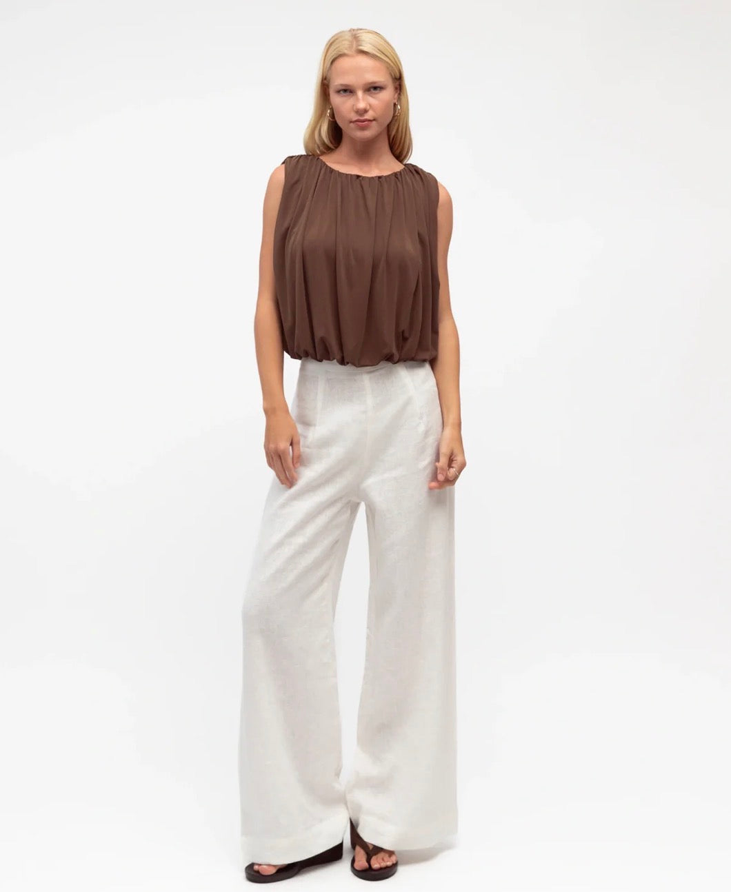 Choc Bubble Hem Top - White Closet – Inguz Culture